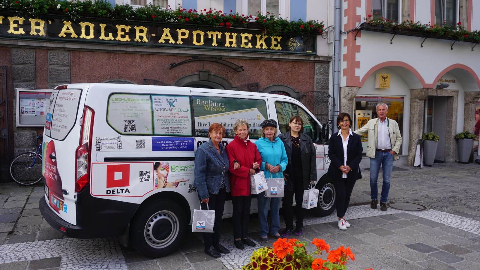 Große Freude über den neuen Seniorenbus - FPÖ Wels